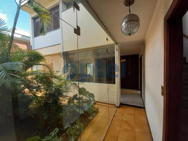 Casa para venda em Anchieta de 350.00m² com 4 Quartos, 2 Suites e 4 Garagens