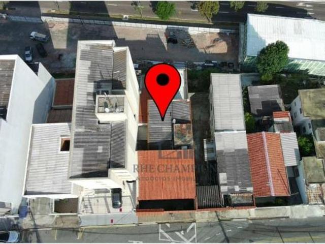 Casa para venda em Anhangabaú de 214.00m² com 3 Quartos, 1 Suite e 2 Garagens