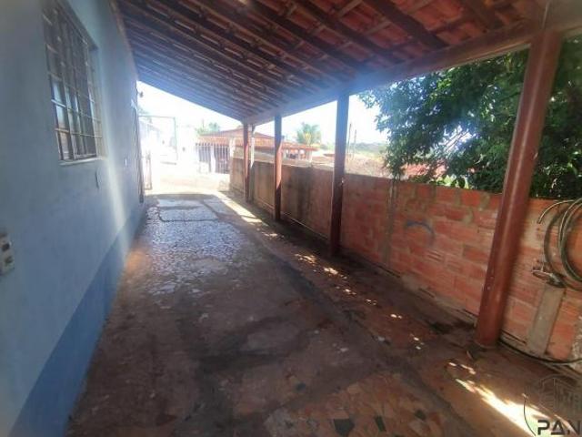 Casa para venda em Anhumas de 150.00m² com 3 Quartos e 2 Garagens
