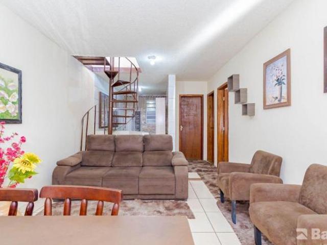 Casa para venda em Academia de 137.00m² com 3 Quartos e 2 Garagens