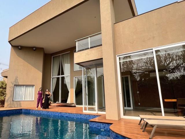 Casa para venda em Aeroporto em Araçatuba São Paulo de 494.00m² com 4 Quartos, 4 Suítes e 4 Garagens