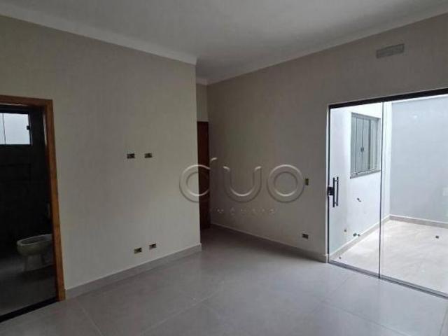 Casa para venda em Água Branca de 130.00m² com 3 Quartos, 1 Suite e 4 Garagens