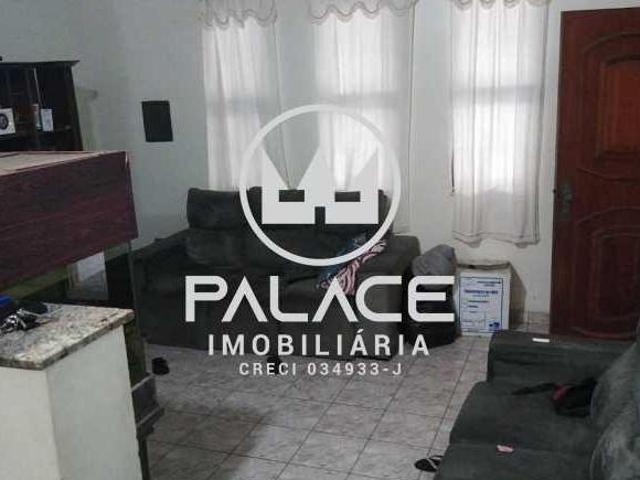 Casa para venda em Água Branca de 195.00m² com 3 Quartos, 1 Suite e 3 Garagens