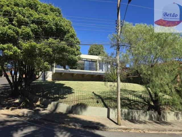 Casa para Venda em Águas da Prata, Fonte Platina, 3 dormitórios, 1 suíte, 3 banheiros, 4 vagas