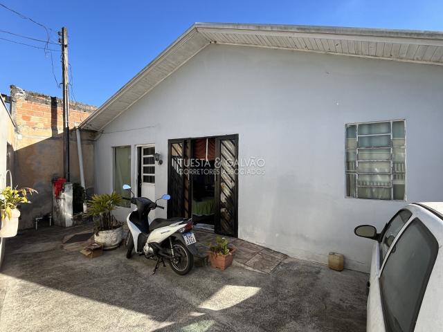 Casa para venda em Alto Tarumã em Pinhais Paraná de 107.00m² com 2 Quartos e 2 Garagens