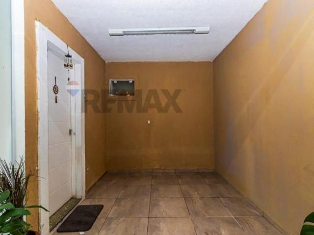 Casa para venda em Alto Boqueirão de 87.00m² com 3 Quartos, 1 Suite e 2 Garagens