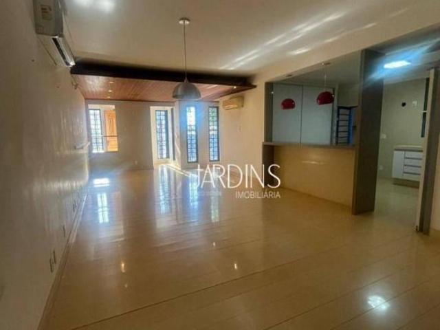 Casa para venda em Alto Da Boa Vista de 210.00m² com 3 Quartos, 1 Suite e 2 Garagens