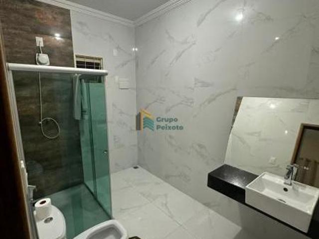 Casa para venda em Alto Das Flores de 360.00m² com 3 Quartos, 1 Suite e 4 Garagens
