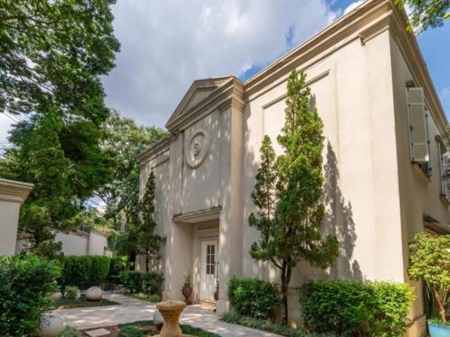 Casa para venda em Alto de Pinheiros com 5 quartos, 584m²