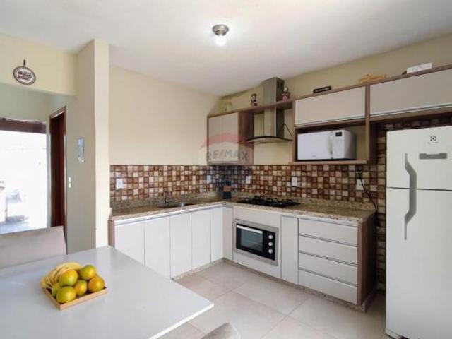 Casa para venda em Alto Do Mirante de 75.00m² com 2 Quartos e 7 Garagens