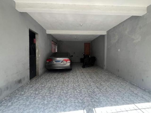 Casa para venda em Alvarenga de 376.00m² com 6 Quartos e 4 Garagens