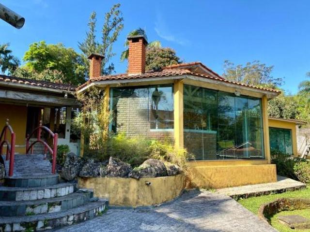 Casa para venda em Alvarenga de 970.00m² com 3 Quartos, 3 Suites e 4 Garagens