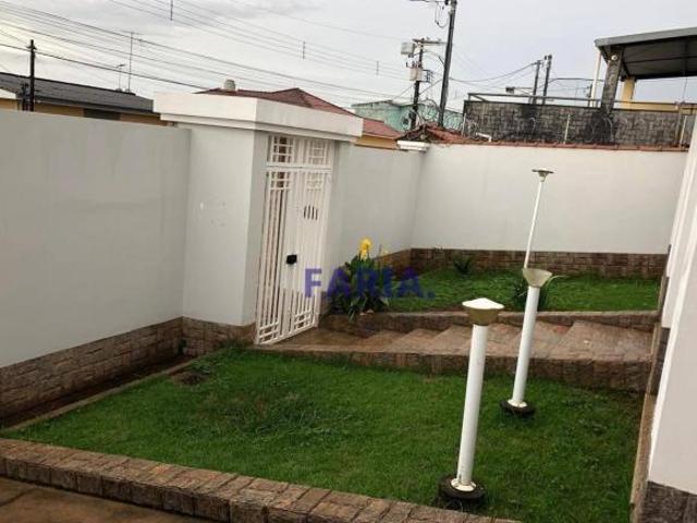 Casa para venda em Alfenas