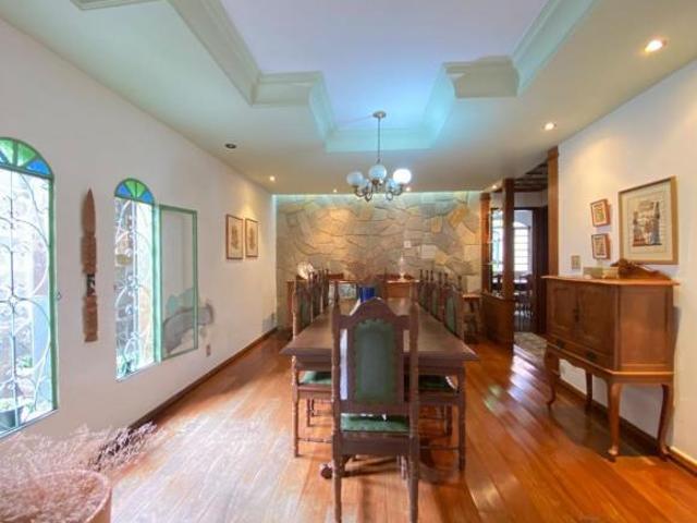 Casa para venda em Alípio de Melo, Belo Horizonte