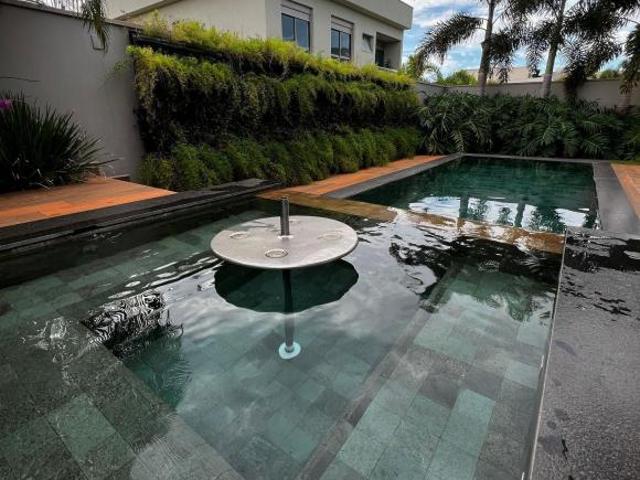 Casa para venda em Alphaville 1 Araçatuba de 250.00m² com 3 Quartos, 1 Suite e 2 Garagens