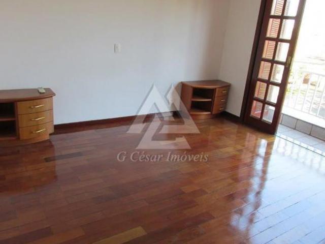 Casa para venda em Alphaville de 400.00m² com 5 Quartos, 2 Suites e 7 Garagens