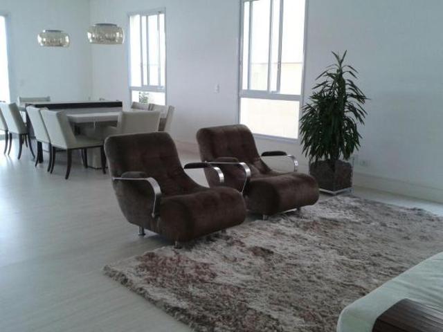 Casa para venda em Alphaville de 420.00m² com 4 Quartos, 4 Suites e 4 Garagens
