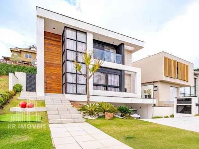 Casa para venda em Alphaville de 440.00m² com 4 Quartos, 4 Suites e 6 Garagens
