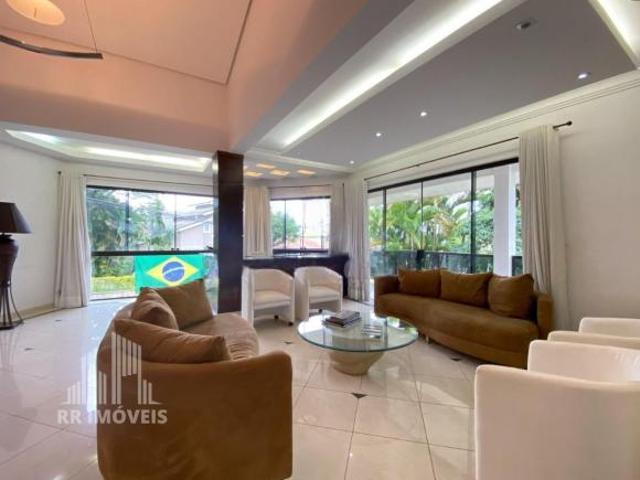 Casa para venda em Alphaville de 700.00m² com 5 Quartos, 5 Suites e 6 Garagens
