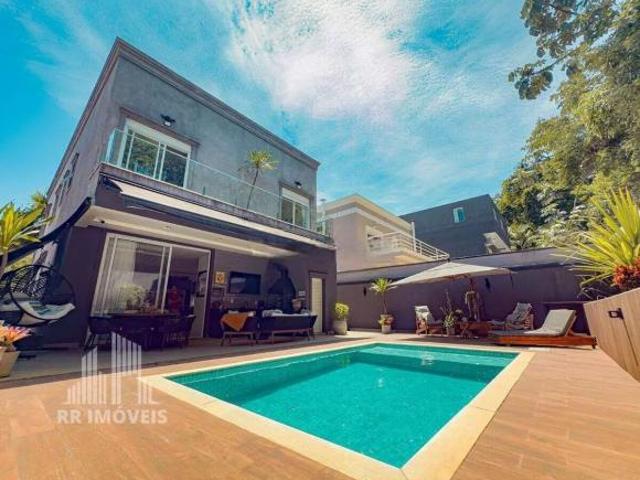 Casa para venda em Alphaville de 298.00m² com 4 Quartos, 4 Suites e 4 Garagens