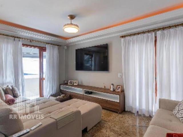 Casa para venda em Alphaville de 304.00m² com 4 Quartos, 4 Suites e 4 Garagens
