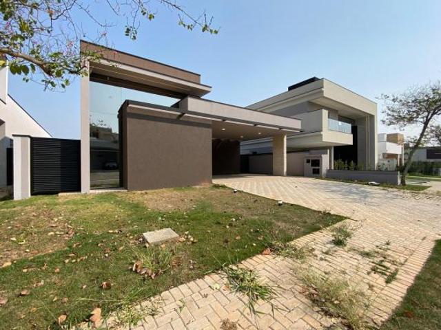 Casa para venda em Alphaville Nova Esplanada 3 de 251.00m² com 3 Quartos, 3 Suites e 4 Garagens
