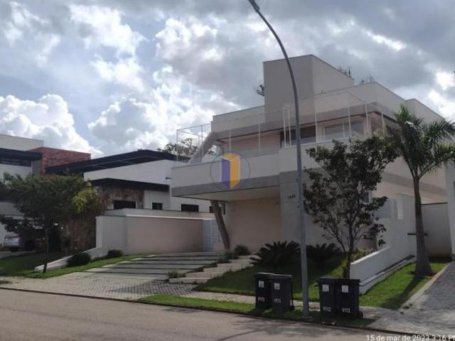 Casa para venda em Alphaville Nova Esplanada de 321.00m² com 3 Quartos, 3 Suites e 4 Garagens