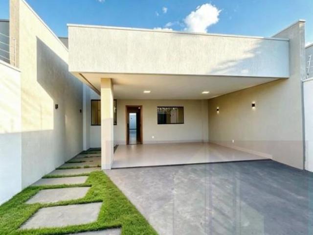 Casa para Venda em Aparecida de Goiânia, Cardoso, 3 dormitórios, 1 suíte, 2 banheiros, 2 vagas