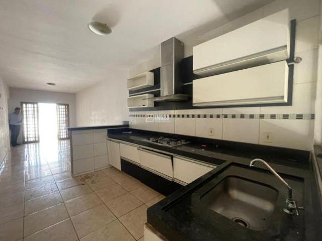 Casa para Venda em Aparecida de Goiânia, Cardoso Continuação, 3 dormitórios, 1 suíte, 1 banheiro, 2