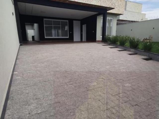 Casa para Venda em Aparecida de Goiânia, Cidade Satélite São Luiz, 3 dormitórios, 2 suítes, 3 banhei