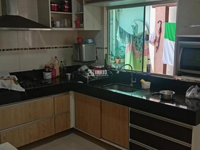 Casa para Venda em Aparecida de Goiânia, Garavelo Residencial Park, 3 dormitórios, 1 suíte, 2 banhei