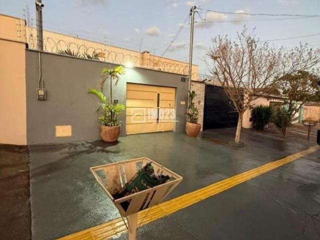 Casa para Venda em Aparecida de Goiânia, Vila Brasília, 3 dormitórios, 1 suíte