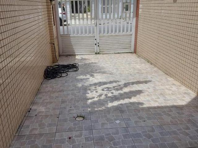 Casa para venda em Aparecida de 110.00m² com 3 Quartos, 1 Suite e 2 Garagens
