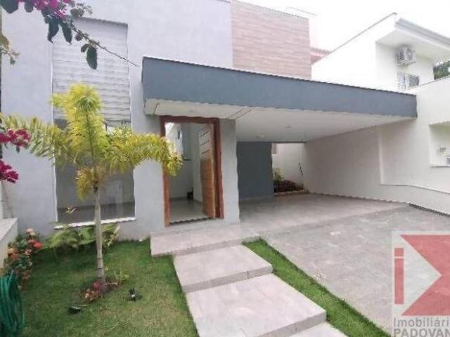 Casa para venda em Aparecidinha de 168.00m² com 3 Quartos, 3 Suites e 4 Garagens