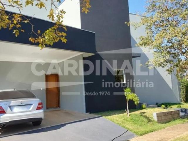 Casa para venda em Aquarela de 200.00m² com 3 Quartos, 1 Suite e 2 Garagens