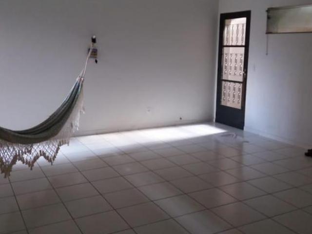 Casa para venda em Aquário de 300.00m² com 5 Quartos e 2 Garagens