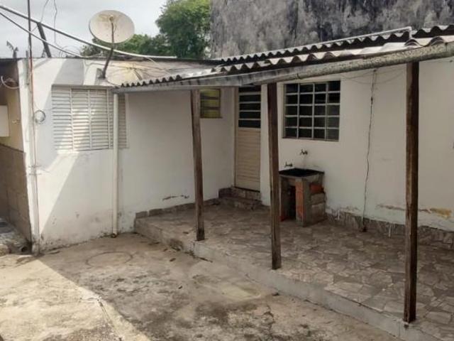 Casa para Venda em Arujá, Jardim Emília, 4 dormitórios, 2 banheiros, 4 vagas