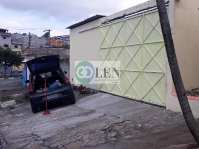 Casa para Venda em Arujá, Parque Rodrigo Barreto, 2 dormitórios, 2 suítes, 3 banheiros, 4 vagas