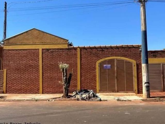 Casa para Venda em Aramina, Vila Elza, 3 dormitórios, 1 suíte, 3 banheiros, 2 vagas