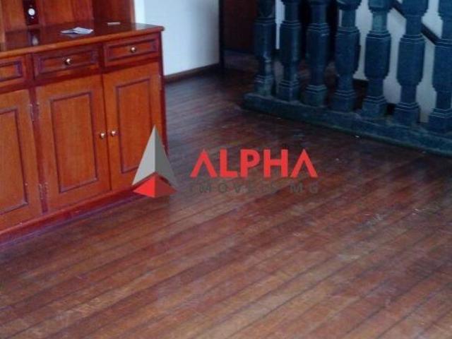 Casa para venda em Arcádia, Contagem