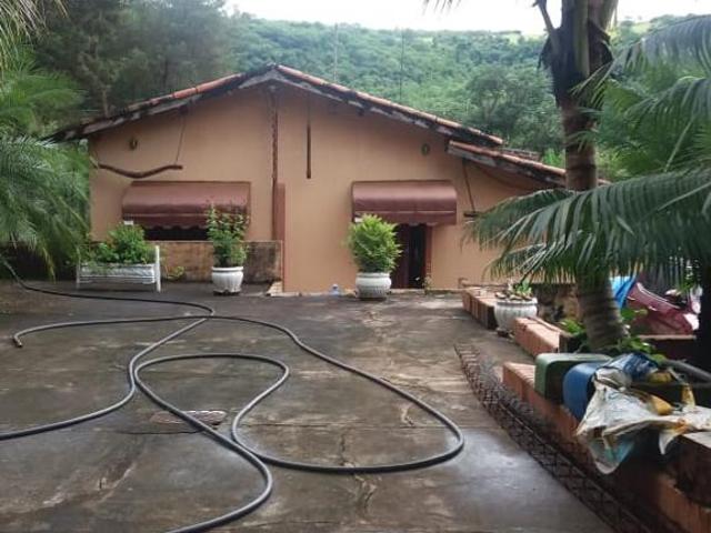 Casa para venda em Área Rural De Uberaba em Uberaba Minas Gerais de 200.00m² com 2 Quartos e 2 Garagens