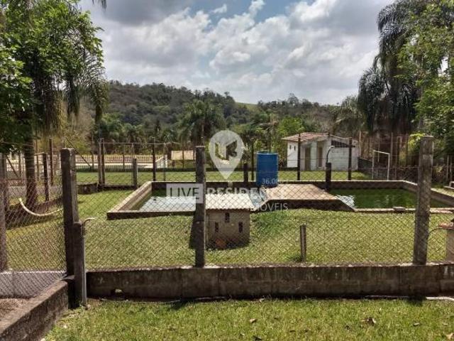 Casa para venda em Área Rural De Jarinu de 130.00m² com 2 Quartos, 1 Suite e 12 Garagens