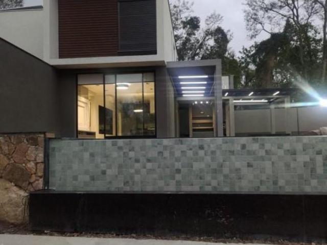 Casa para Venda em Atibaia, Itapetinga, 3 dormitórios, 3 suítes, 4 banheiros, 3 vagas