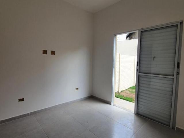 Casa para Venda em Atibaia, Jardim Santo Antônio, 2 dormitórios, 1 suíte, 2 banheiros
