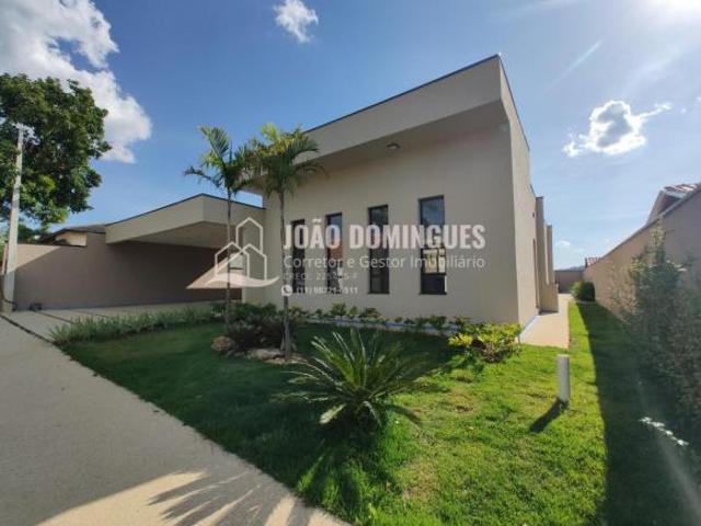 Casa para Venda em Atibaia, Jardim Shangri Lá, 3 dormitórios, 3 suítes, 4 banheiros, 5 vagas