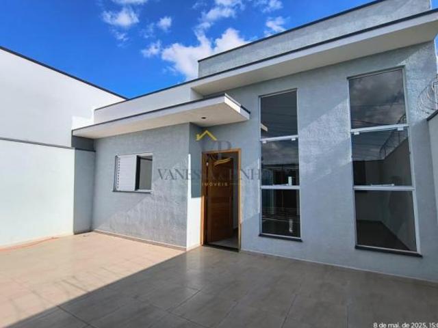 Casa para Venda em Atibaia, Nova Atibaia, 3 dormitórios, 1 suíte, 2 banheiros, 2 vagas