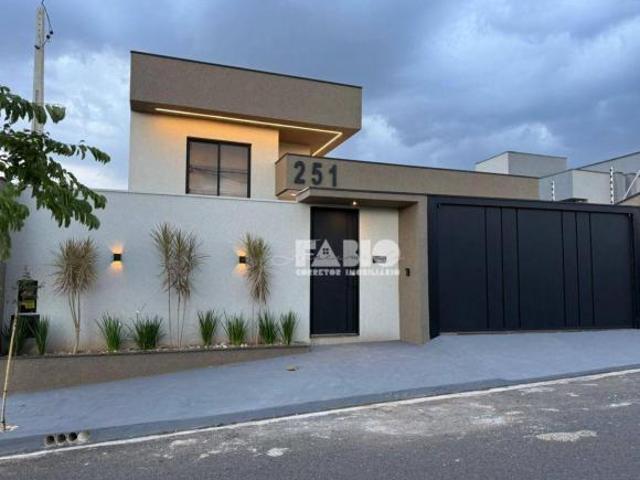Casa para venda em Avenida Parque de 137.00m² com 3 Quartos, 1 Suite e 2 Garagens