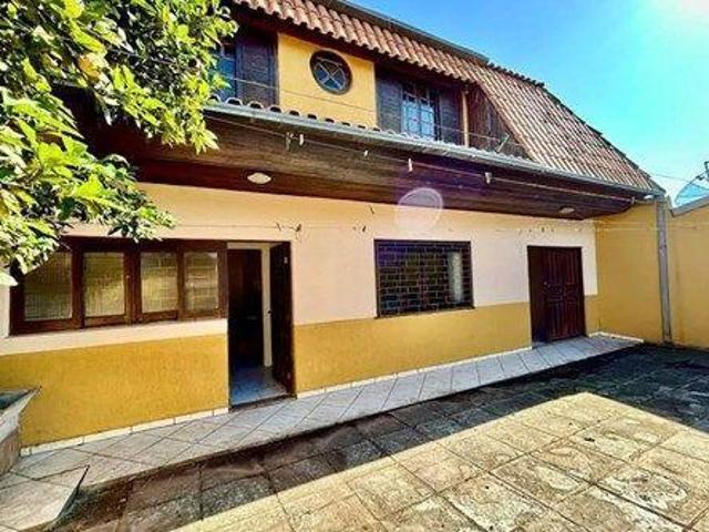 Casa para venda em Aviação de 250.00m² com 4 Quartos, 1 Suite e 5 Garagens