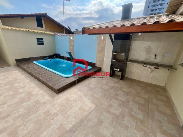 Casa para venda em Aviação em Praia Grande São Paulo de 193.00m² com 3 Quartos, 1 Suíte e 3 Garagens