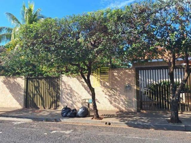 Casa para venda em Boa Vista de 307.00m² com 4 Quartos, 1 Suite e 9 Garagens